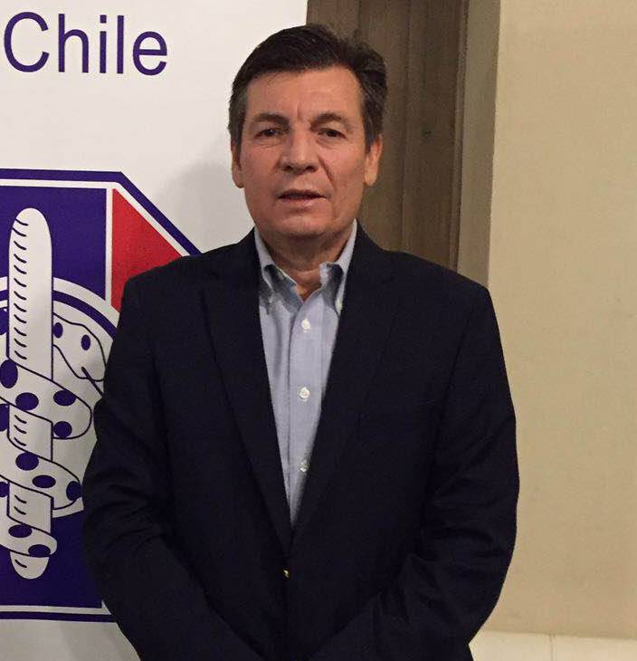 Dr. PAtricio Cruz Alarcón Presidente del Regional Aconcagua | Colegio ...